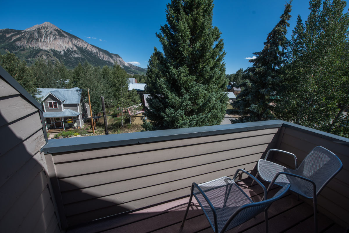 Third Floor Rooms in Elk Mountain Lodge | Crested Butte Lodging